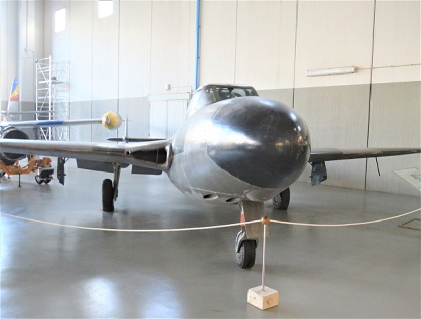 (Photo) Vampire NF.54 夜間戦闘機＜博物館実機写真＜2022年10月号