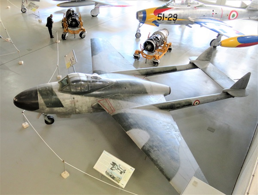 (Photo) Vampire NF.54 夜間戦闘機＜博物館実機写真＜2022年10月号